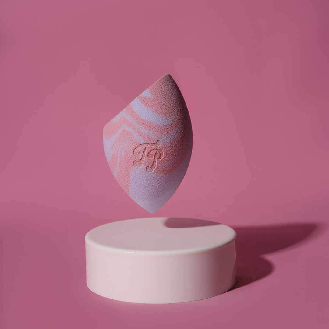 Buy BH Stay Pressed - Beauty Sponge with Case Online - HOK Makeup